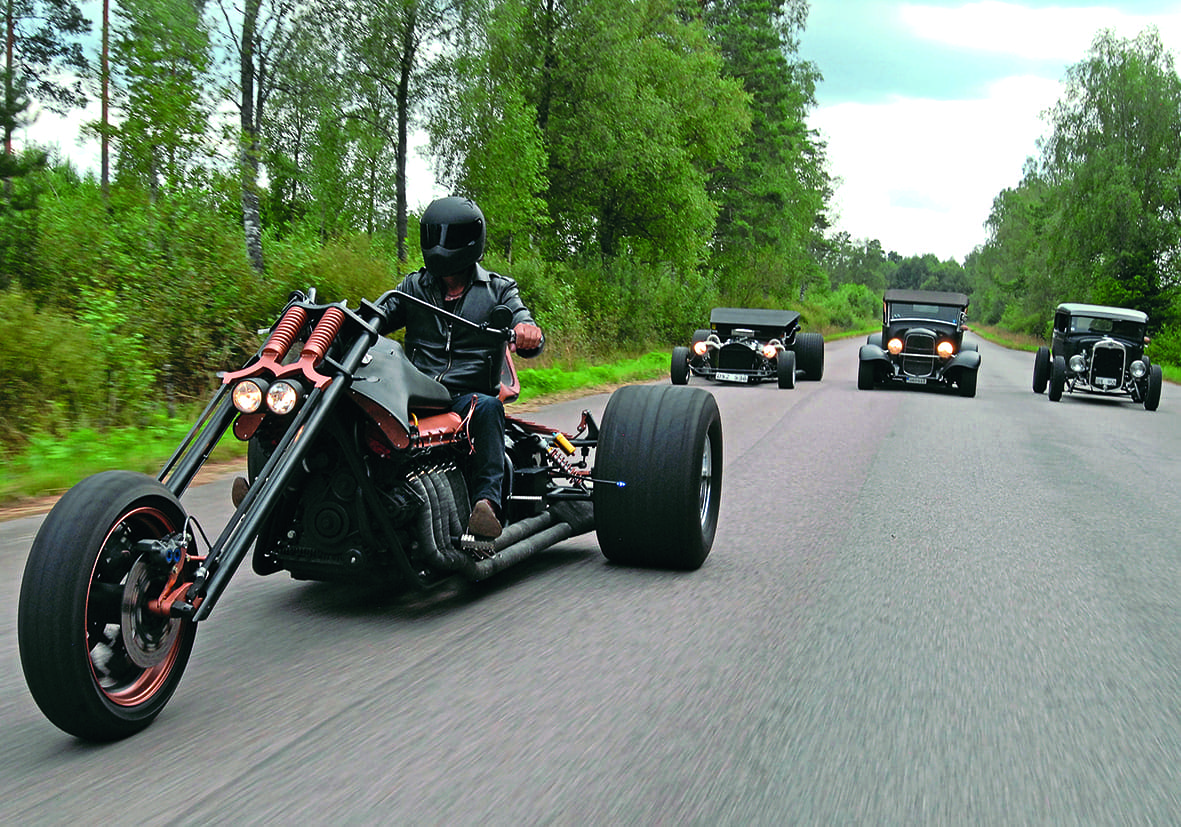 ISSUE 387: V12 trike | Back Street Heroes Magazine