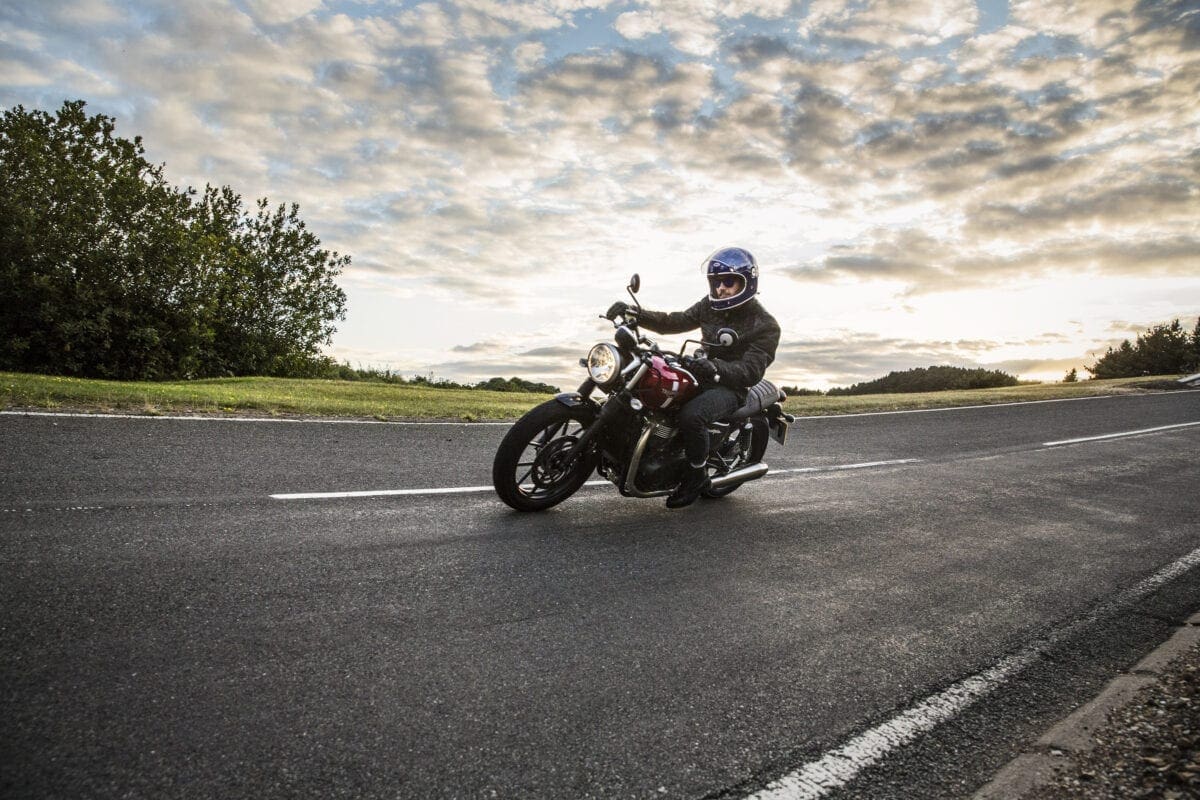 Triumph rolls out autumn offers across its range | Back Street Heroes ...