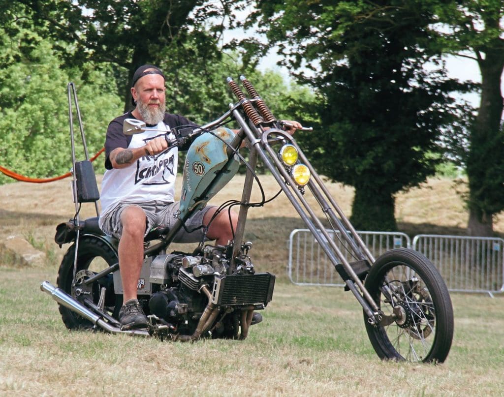 Social Distance | Back Street Heroes Magazine